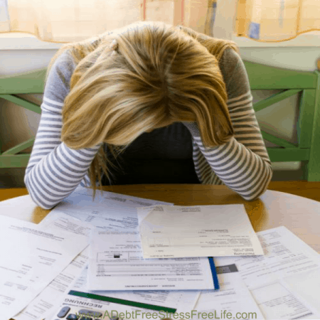 How To Manage Your Bills So You're Never Late Again - A Mess Free Life